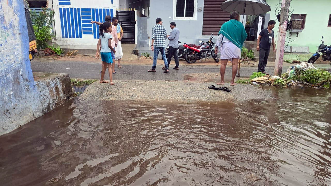 Armoor | పారిశుధ్యం.. అస్తవ్యస్తం..!