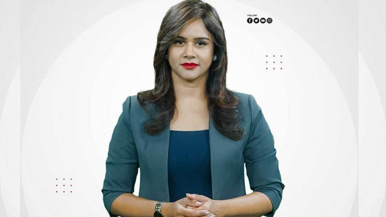 Anchor Swecha | ఫ్లాష్.. ఫ్లాష్.. న్యూస్ ఛానల్ యాంకర్